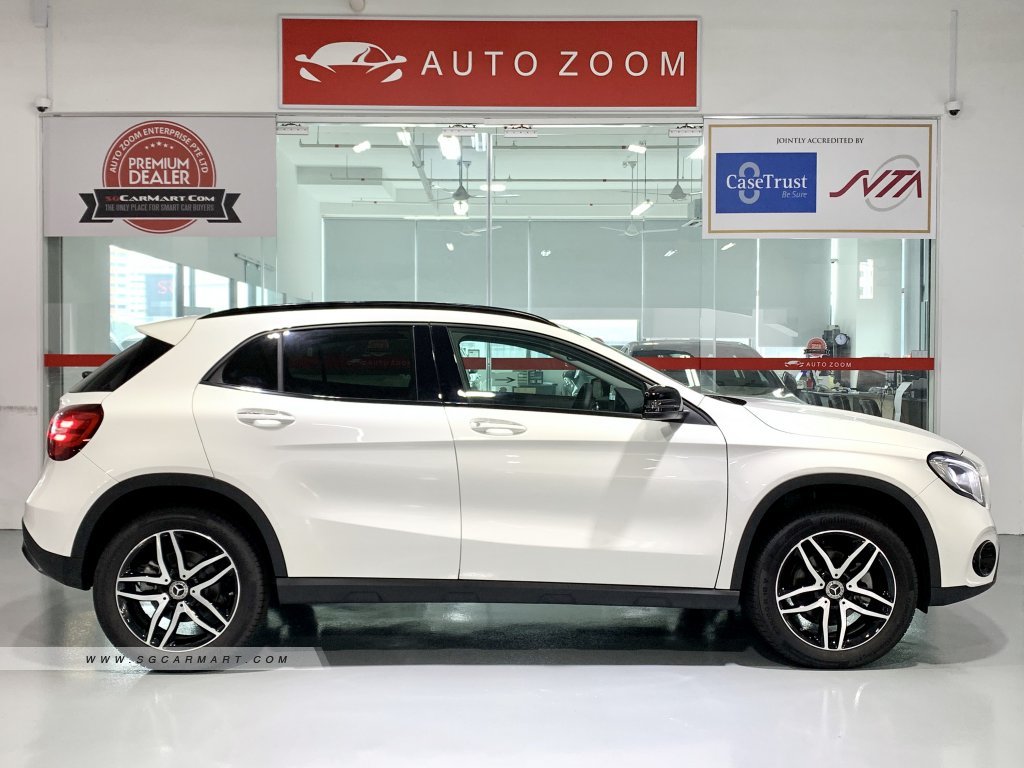 2020 Mercedes-Benz GLA-Class GLA180 Urban Edition Photos & Pictures ...