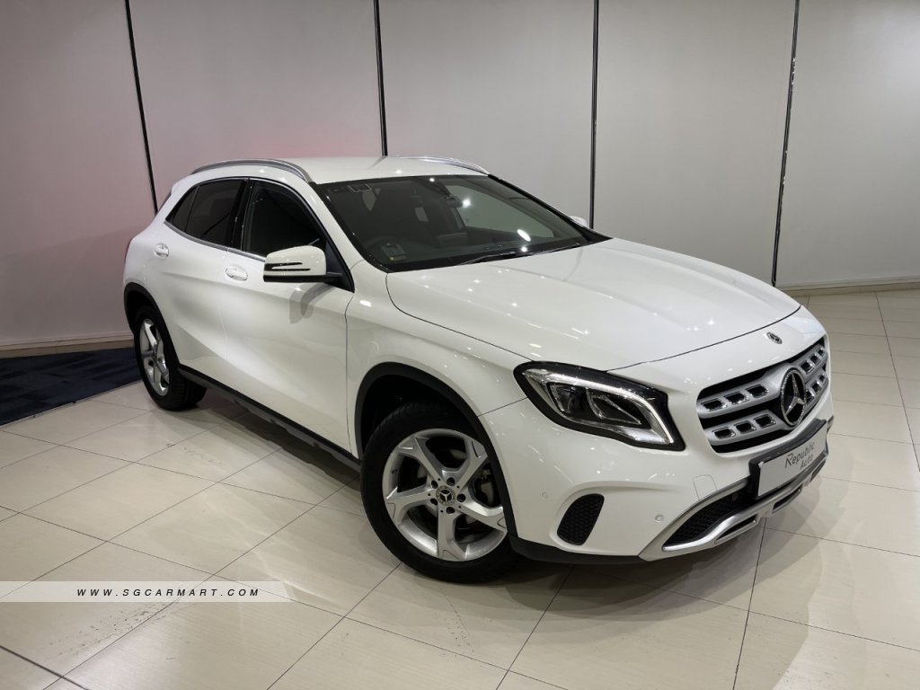 2018 Mercedes-Benz GLA-Class GLA180 Urban Edition Photos & Pictures ...
