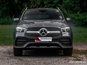 Used 2021 Mercedes-Benz GLE-Class GLE300d AMG Line 4MATIC Premium Plus ...