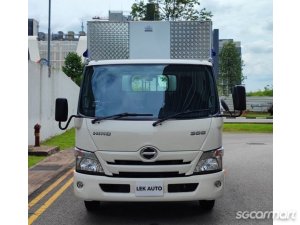 Used 2023 Hino XZU710R for Sale | Lek Auto Pte Ltd - Sgcarmart