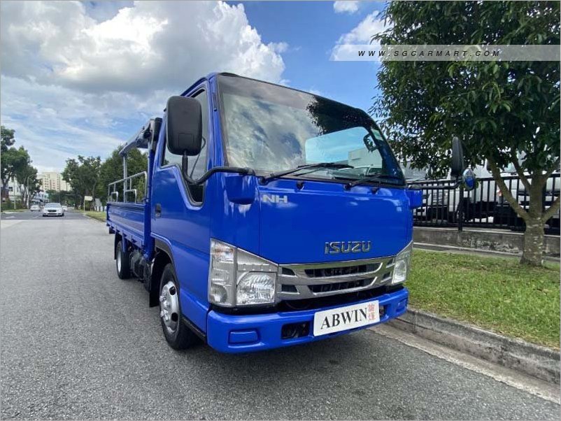 2018 Isuzu NHR87A Photos & Pictures Singapore - Sgcarmart