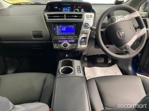 Used 2018 Toyota Prius Alpha Hybrid 1.8A S for Sale (Expired) - Sgcarmart