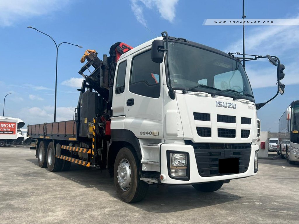 2016 Isuzu CYZ52R Photos & Pictures Singapore - Sgcarmart
