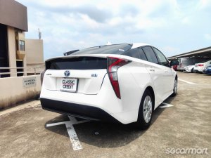 2017 Toyota Prius Hybrid 1.8A S Photos & Pictures Singapore - Sgcarmart