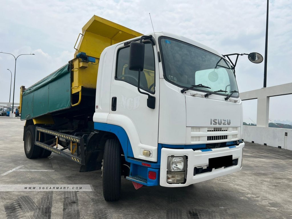 2011 Isuzu FVR34 (COE till 04/2030) Photos & Pictures Singapore - Sgcarmart