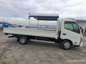 Used 2015 Hino XZU710R for Sale | Pioneer Auto - Sgcarmart