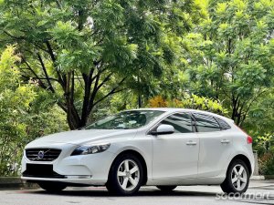 Used 2015 Volvo V40 T2 for Sale | Awesome Motors Pte Ltd - Sgcarmart