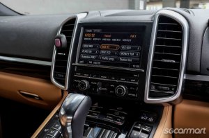 Used 2016 Porsche Cayenne S 3.6A Tip for Sale | Carz World Pte Ltd ...