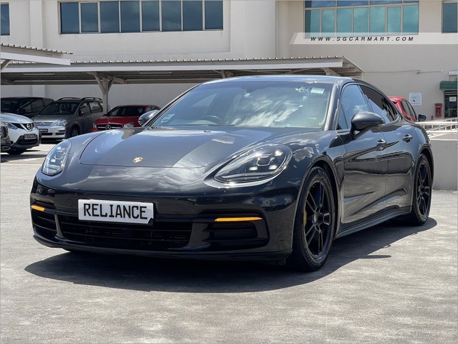 2017 Porsche Panamera G2 3.0A PDK Photos & Pictures Singapore - Sgcarmart