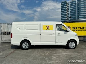 2024 KYC V7 Electric Photos & Pictures Singapore - Sgcarmart