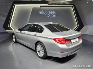 2017 BMW 5 Series 520d Photos & Pictures Singapore - Sgcarmart
