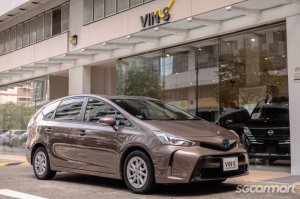 2018 Toyota Prius Alpha Hybrid 1.8A S Photos & Pictures Singapore ...