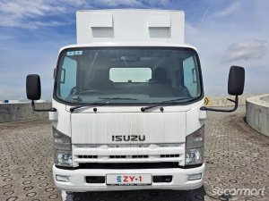 Used 2014 Isuzu NPR85 (COE till 08/2029) for Sale (Expired) - Sgcarmart