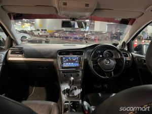 Used 2017 Volkswagen Golf 1.2A TSI for Sale | One Drive Automobile ...