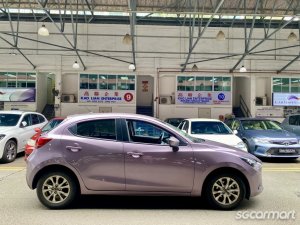 2015 Mazda 2 HB 1.5A Photos & Pictures Singapore - Sgcarmart