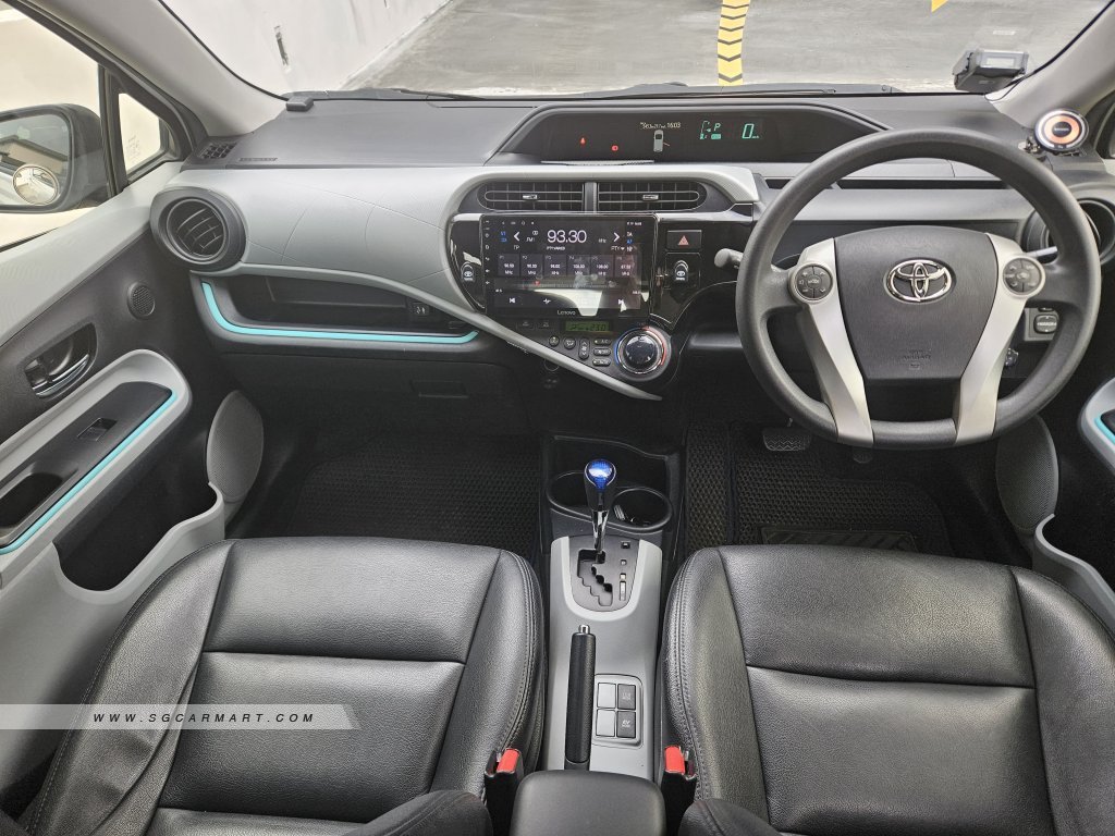 Toyota Prius C Hybrid 1.5A (COE till 05/2027)