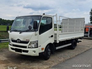 Used 2015 Hino XZU710R (COE till 01/2030) for Sale | Miss Keh / Mr Foo ...