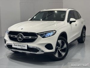 2024 Mercedes-Benz GLC-Class GLC300e Plug-in Hybrid 4MATIC Photos ...