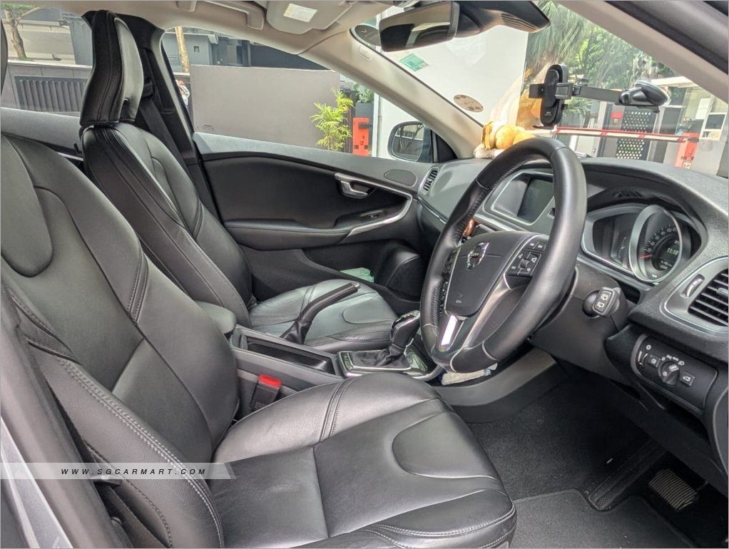 Volvo V40 T4