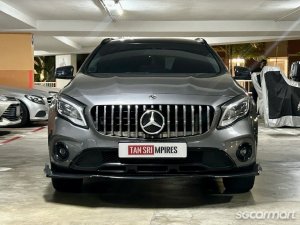 2019 Mercedes-Benz GLA-Class GLA180 Urban Edition Photos & Pictures ...