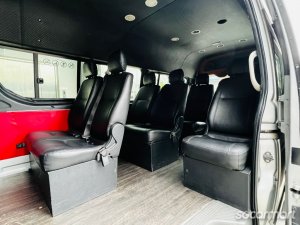 Used 2010 Toyota Hiace Commuter 3.0A High Roof (COE till 04/2030) for ...