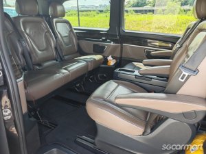 Used 2020 Mercedes-Benz V-Class V260L Avantgarde for Sale | B Motoring LLP - Sgcarmart