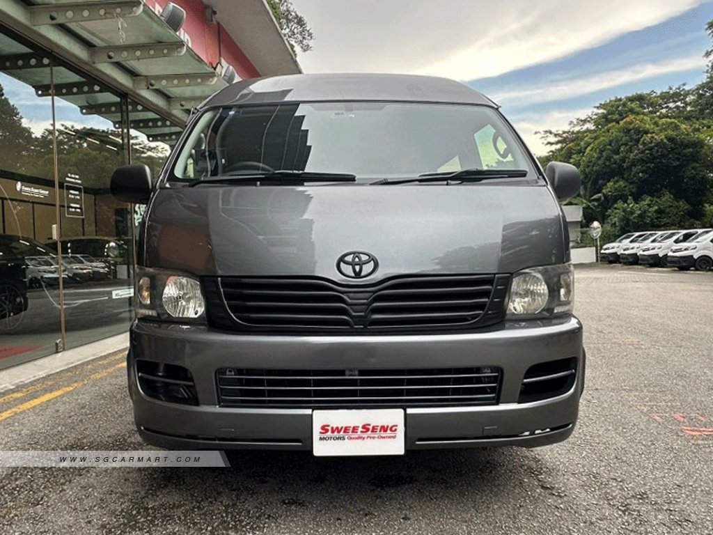 Photos for Toyota Hiace Commuter 2.7A (COE till 02/2031) - Sgcarmart