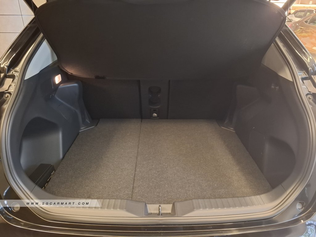 Photos for Toyota Yaris Cross Hybrid 1.5A Active - Sgcarmart