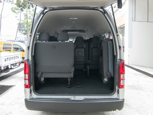 New Toyota Hiace High Roof Diesel Photos, Photo Gallery - Sgcarmart