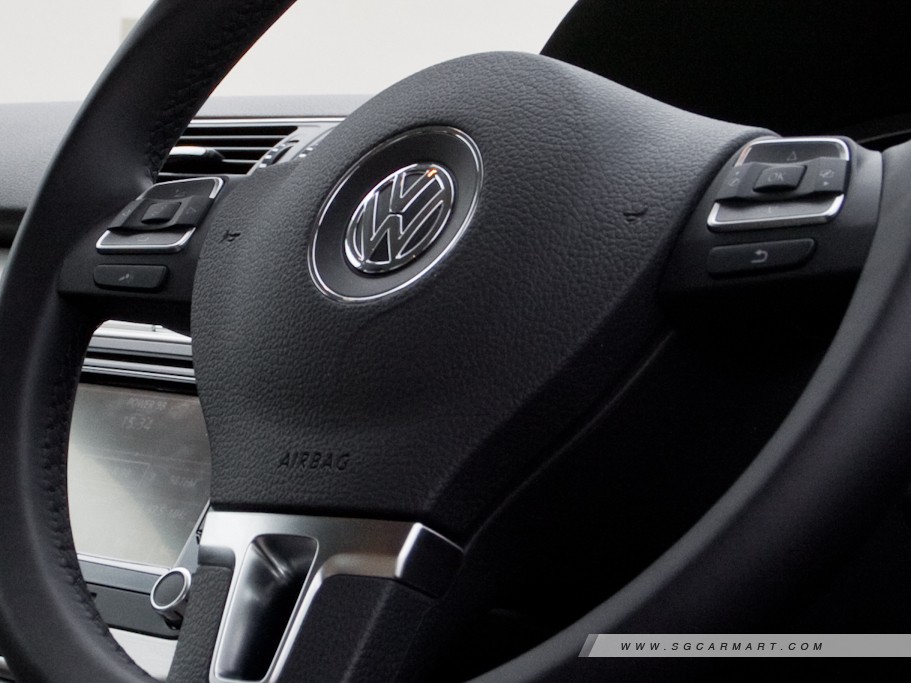 New Volkswagen Passat Info - Sgcarmart