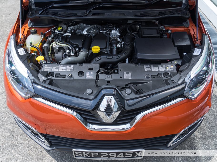 New Renault Captur Diesel Photos, Photo Gallery - Sgcarmart