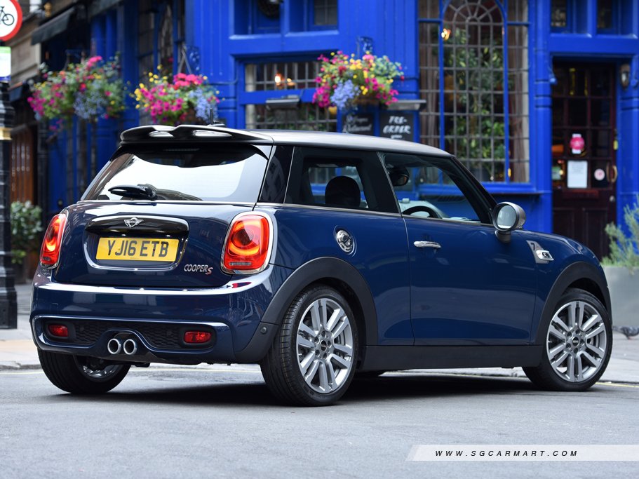 New MINI Cooper S 5-Door Photos, Photo Gallery - Sgcarmart