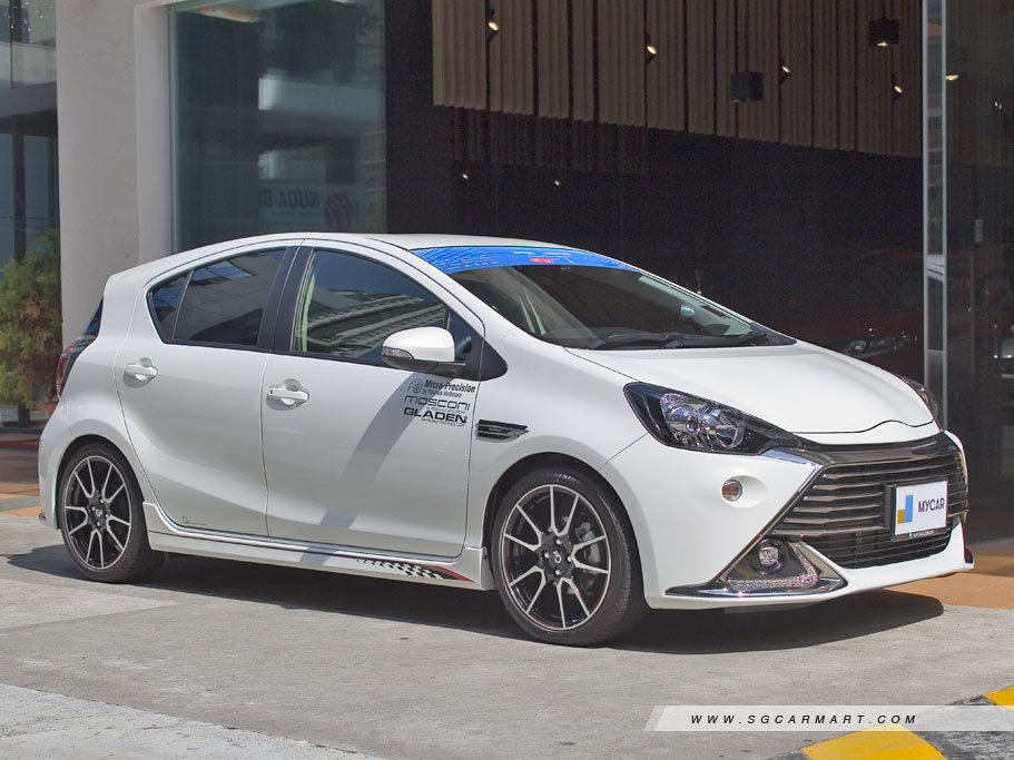 New Toyota Aqua Hybrid Photos, Photo Gallery - Sgcarmart