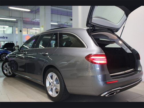 2017 Mercedes-Benz E-Class Estate Diesel Photos, Photo Gallery - Sgcarmart