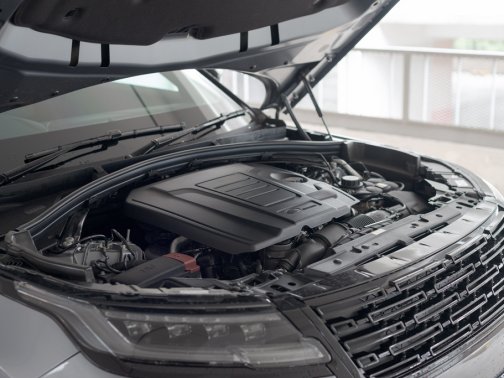 New Land Rover Range Rover Velar Photos, Photo Gallery - Sgcarmart