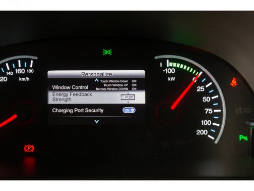 New BYD M3e Electric Photos, Photo Gallery - sgCarMart