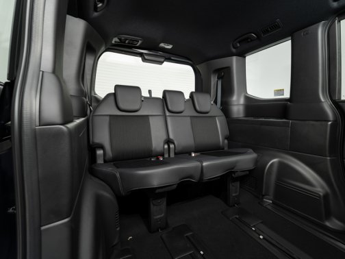 New Honda Stepwagon Hybrid Photos, Photo Gallery - Sgcarmart