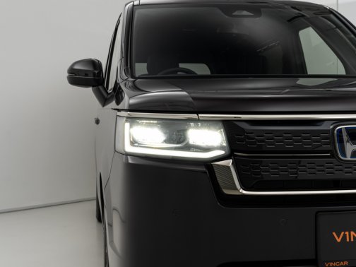 New Honda Stepwagon Hybrid Photos, Photo Gallery - Sgcarmart