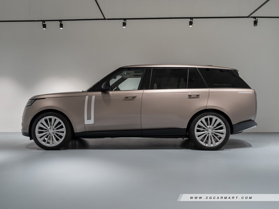 New Land Rover Range Rover Photos, Photo Gallery - Sgcarmart
