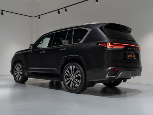 New Lexus LX600 Photos, Photo Gallery - Sgcarmart