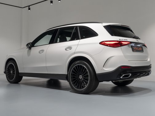 New Mercedes-Benz GLC-Class Mild Hybrid Photos, Photo Gallery - Sgcarmart