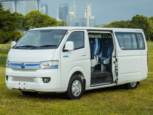 New Foton Iblue V6 Electric Commuter Bus Photos, Photo Gallery - Sgcarmart