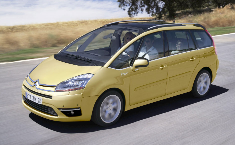 Looks good, feels good, even smells good - the new Citroen C4 Picasso ...