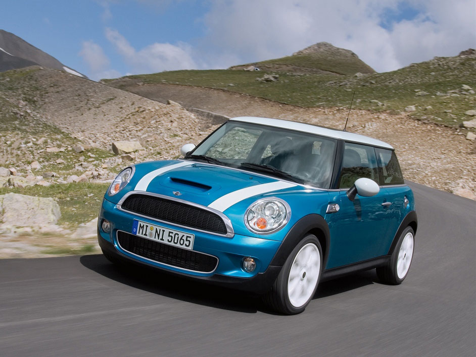 The new MINI: world premiere in Paris - Sgcarmart