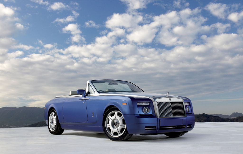 Rolls-Royce Launches Phantom Drophead Coupé at Detroit - Sgcarmart