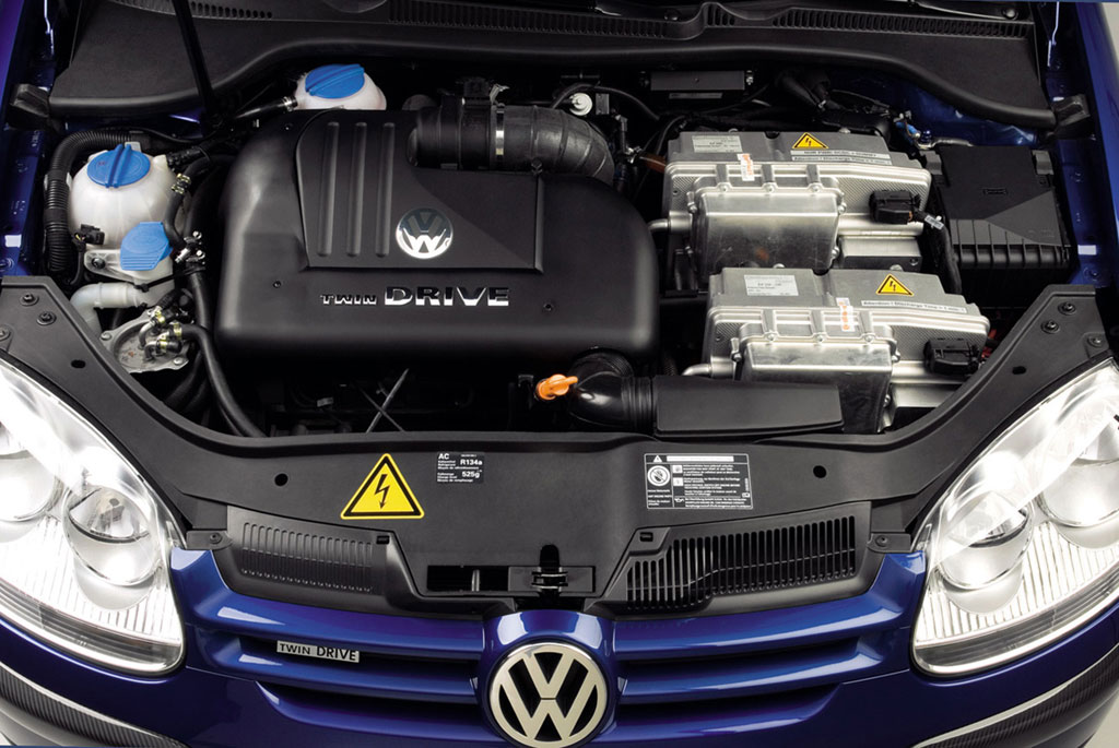 Volkswagen unveils Golf Twin Drive plug-in hybrid prototype - Sgcarmart