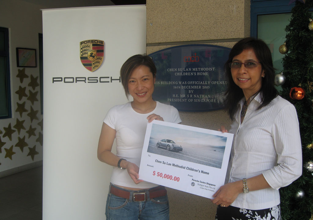 Porsche Christmas Charity 2007 - Chen Su Lan Methodist Children's Home - Sgcarmart