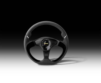 Momo sets the pace - Sgcarmart