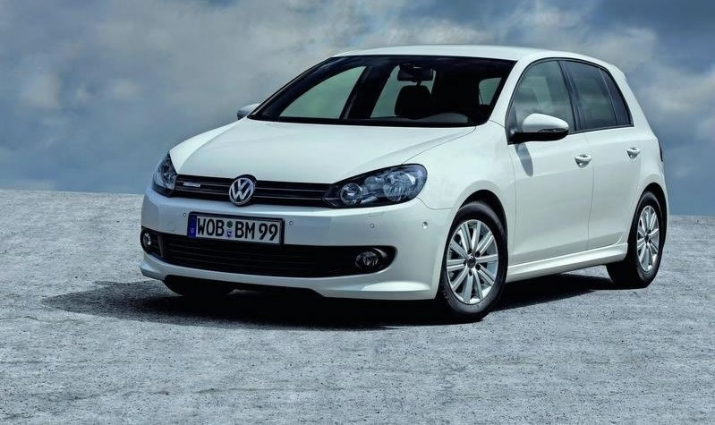 Volkswagen launches new Golf BlueMotion - Sgcarmart