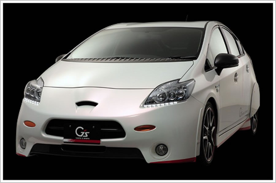 Toyota showcases the Prius G Sports - Sgcarmart